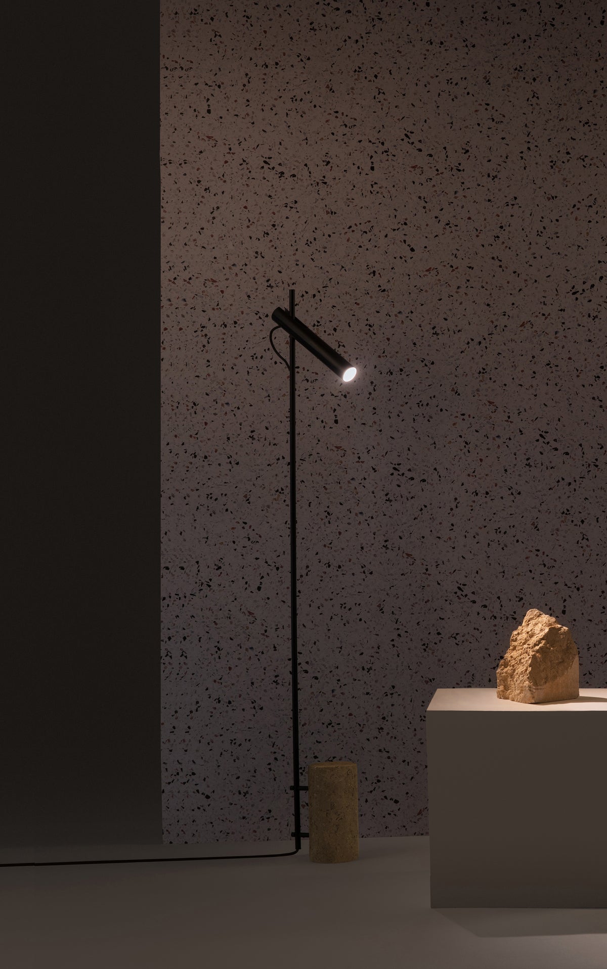 Peek Floor Light - Beige